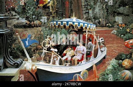 GENE WILDER, NORO DODO DENNEY, PARIS THEMMEN, WILLY WONKA and THE ...