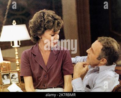 CHAPTER TWO, Marsha Mason, James Caan, 1979 Stock Photo - Alamy