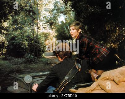 FOR PETE'S SAKE, Barbra Streisand, 1974 Stock Photo - Alamy