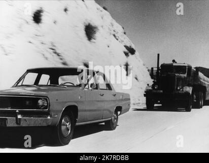 DUEL 1971 Universal Television film with Dennis Weaver Stock Photo - Alamy