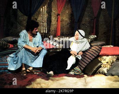 ROSEBUD (1975) RICHARD ATTENBOROUGH OTTO PREMINGER (DIR) 002 Stock ...