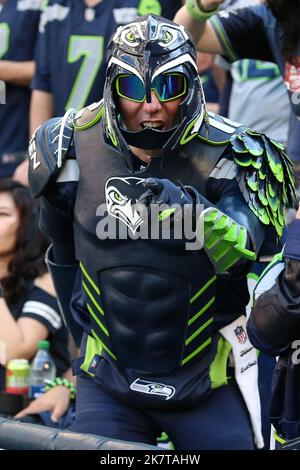 Seattle, WA, USA. 16th Oct, 2022. Seattle Seahawks quarterback Drew ...