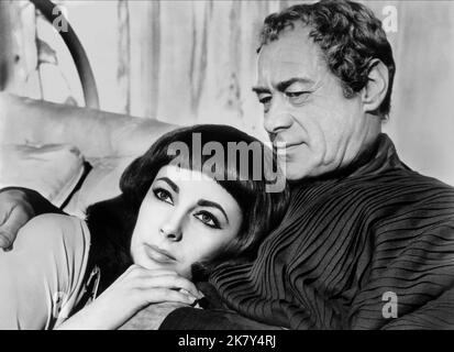 Rex Harrison Film: Cleopatra (USA/UK/CH 1963) Characters: Caesar ...