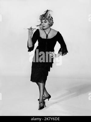 SHELLEY WINTERS, A HOUSE IS NOT A HOME, 1964 Stock Photo - Alamy