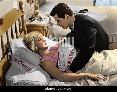 THE THRILL OF IT ALL USA 1963 Beverly (DORIS DAY) and Gerald (JAMES ...