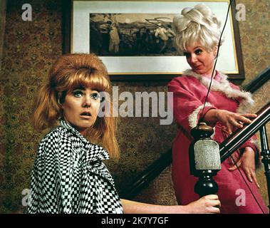 SMASHING TIME, Lynn Redgrave, 1967 Stock Photo - Alamy