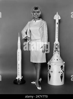 Doris Day Film The Glass Bottom Boat (USA 1966) Characters: Jennifer ...