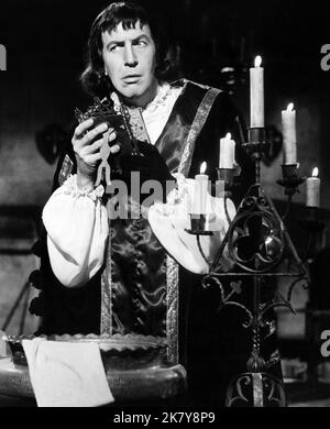 Vincent Price Film: Tower Of London (1962) Characters: Richard of ...