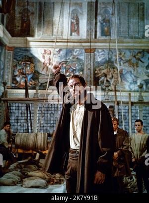 CHARLTON HESTON as Michelangelo in THE AGONY AND THE ECSTASY 1965 ...