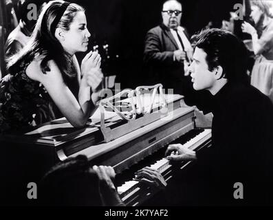 MICKEY ONE, Warren Beatty, 1965 Stock Photo - Alamy