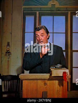 Robert Mitchum Film 5 Card Stud (1962) Characters: The Rev. Jonathan ...