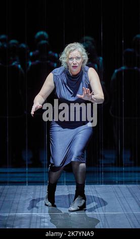 Hamburg, Germany. 19th Oct, 2022. Katja Pieweck (front left) as Mary ...