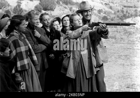 Denise Darcel & Robert Taylor Film Westward The Women (USA 1951 ...
