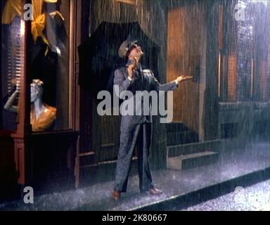 1950s USA Singing In The Rain Film Poster Stock Photo - Alamy