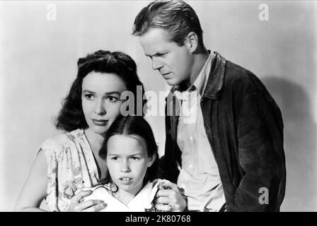 MARY ANDERSON, DAN DURYEA, CHICAGO CALLING, 1951 Stock Photo - Alamy