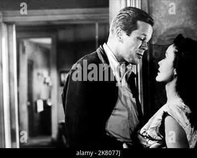 MARY ANDERSON, DAN DURYEA, CHICAGO CALLING, 1951 Stock Photo - Alamy