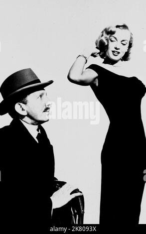 MARILYN MONROE in THE ASPHALT JUNGLE (1950), directed by JOHN HUSTON ...