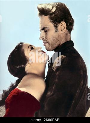ARROWHEAD, Charlton Heston, 1953 Stock Photo - Alamy