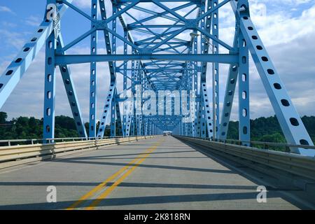 Matthew E. Welsh Memorial BrŸcke Ÿber den Ohio Fluss, Brandenburg ...