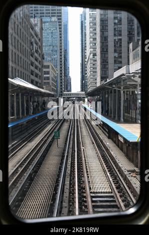 Hochbahn The Loop im gleichnamigen Stadtteil; Chicago, Illinois ...