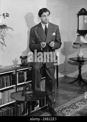NORMAN WOOLAND ALL OVER THE TOWN (1949 Stock Photo - Alamy