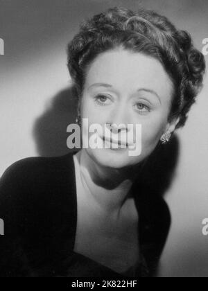 Ursula Jeans Film The Woman In The Hall (1946) Characters: Lorna Blake ...