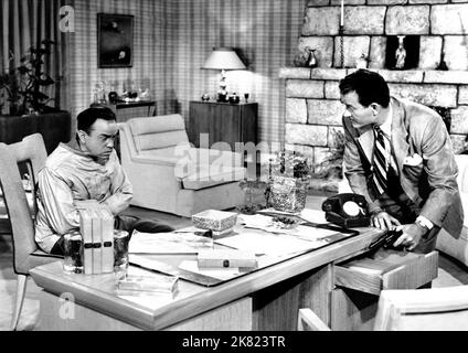 THE JUDGE, Paul Guilfoyle, Milburn Stone, 1949 Stock Photo - Alamy