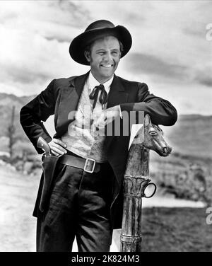 WILLIAM HOLDEN ARIZONA (1940 Stock Photo - Alamy