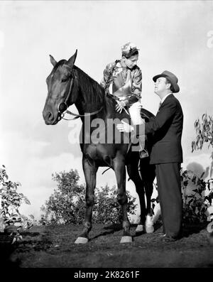 BOBBY READICK, WILLIAM GARGAN, HARRIGAN'S KID, 1943 Stock Photo - Alamy
