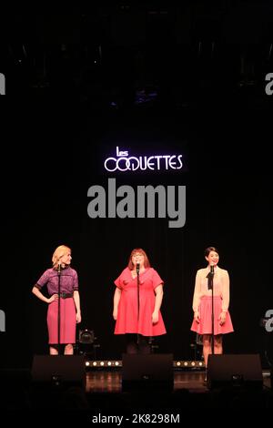 Les Coquettes. Juliette Faucon, Lola Cès et Marie Facundo. 33 ème ...