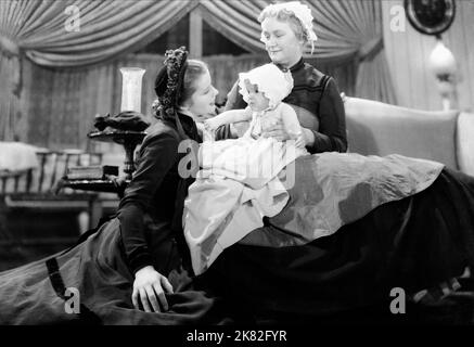 KATHARINE HEPBURN, LUCILE WATSON, A WOMAN REBELS, 1936 Stock Photo - Alamy