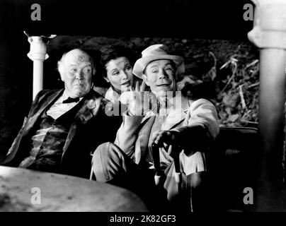 JUNE TRAVIS, JOE E. BROWN, EARTHWORM TRACTORS, 1936 Stock Photo - Alamy