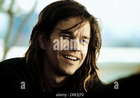 MARK WAHLBERG as Chris 'Izzy' Cole in ROCK STAR 2001 director STEPHEN ...