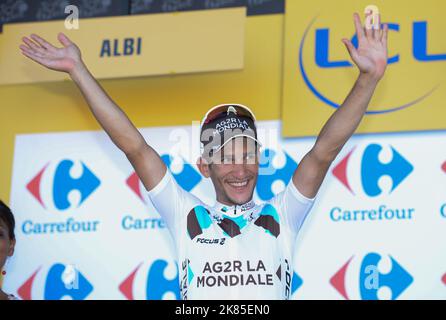 Biel Kadri team AG2R La Modiale leads Alexandre Vinokourov team Astana ...