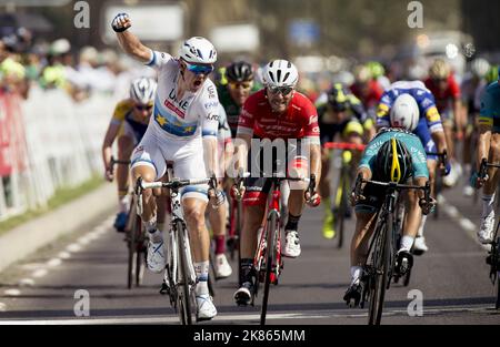 Norway's Alexander Kristoff for UAE Team Emirates wins the stage in a ...