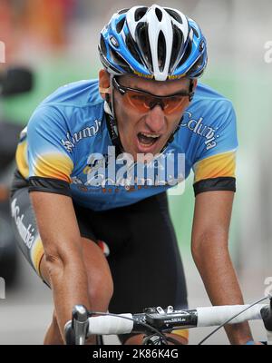 Team Columbia's Marco Pinotti Stock Photo - Alamy