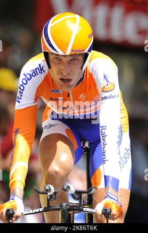 Rabobank's Joost Posthuma competing during the Individual Time Trials ...