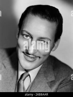 Warren William in a portrait by photographer Carl De Voy, depicting a ...
