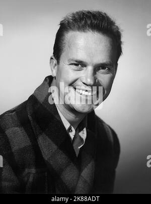 Ralph Meeker Actor 01 May 1955 **WARNING** This Photograph is for ...