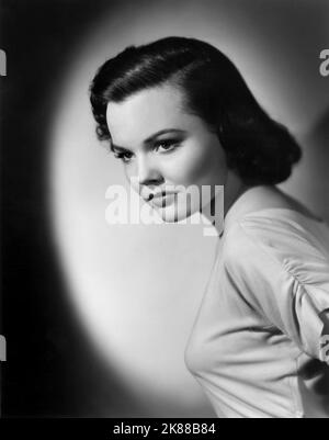 Wanda Hendrix Actress 01 May 1951 **WARNING** This Photograph is for ...