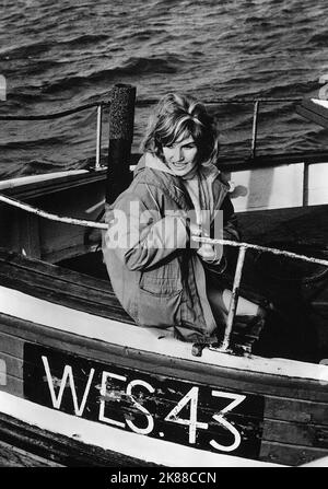 Lale Andersen Singer 01 May 1944 **WARNING** This Photograph is for ...