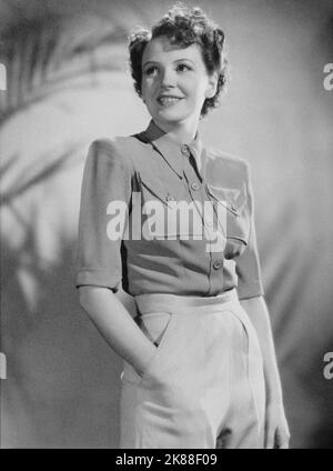 Phyllis Calvert Actress 01 May 1949 **WARNING** This Photograph is for ...