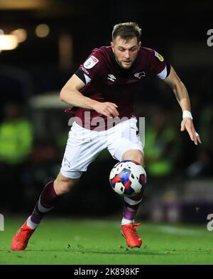 Derby County's Tom Barkhuizen during the Sky Bet Championship match at ...