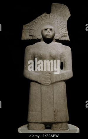 Female figure depicting Tlazolteotl [Goddess of Fertility) - Huaxtec ...
