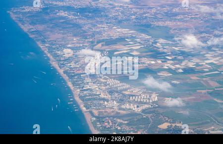 Aerial view of the shoreline of Antalya, Turkey Stock Photo - Alamy