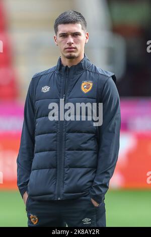Xavier Simons #35 of Hull City during the Sky Bet Championship match ...