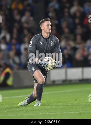 Nottingham Forest goalkeeper Dean Henderson celebrates after the ...