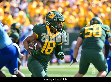 Baylor wide receiver Jordan Nabors (18) is seen during warmups before ...