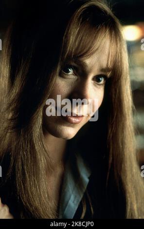 Frances O'Connor Film: Bedazzled (USA/DE 2000) Characters: Alison ...