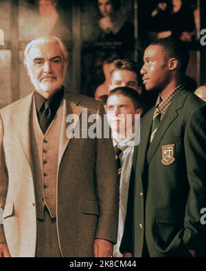 FINDING FORRESTER SEAN CONNERY, ROB BROWN Date: 2000 Stock Photo - Alamy